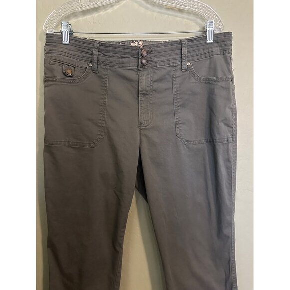 Jeans | One5one Olive Drop Army Green Pants Capri Size 16 | Poshmark